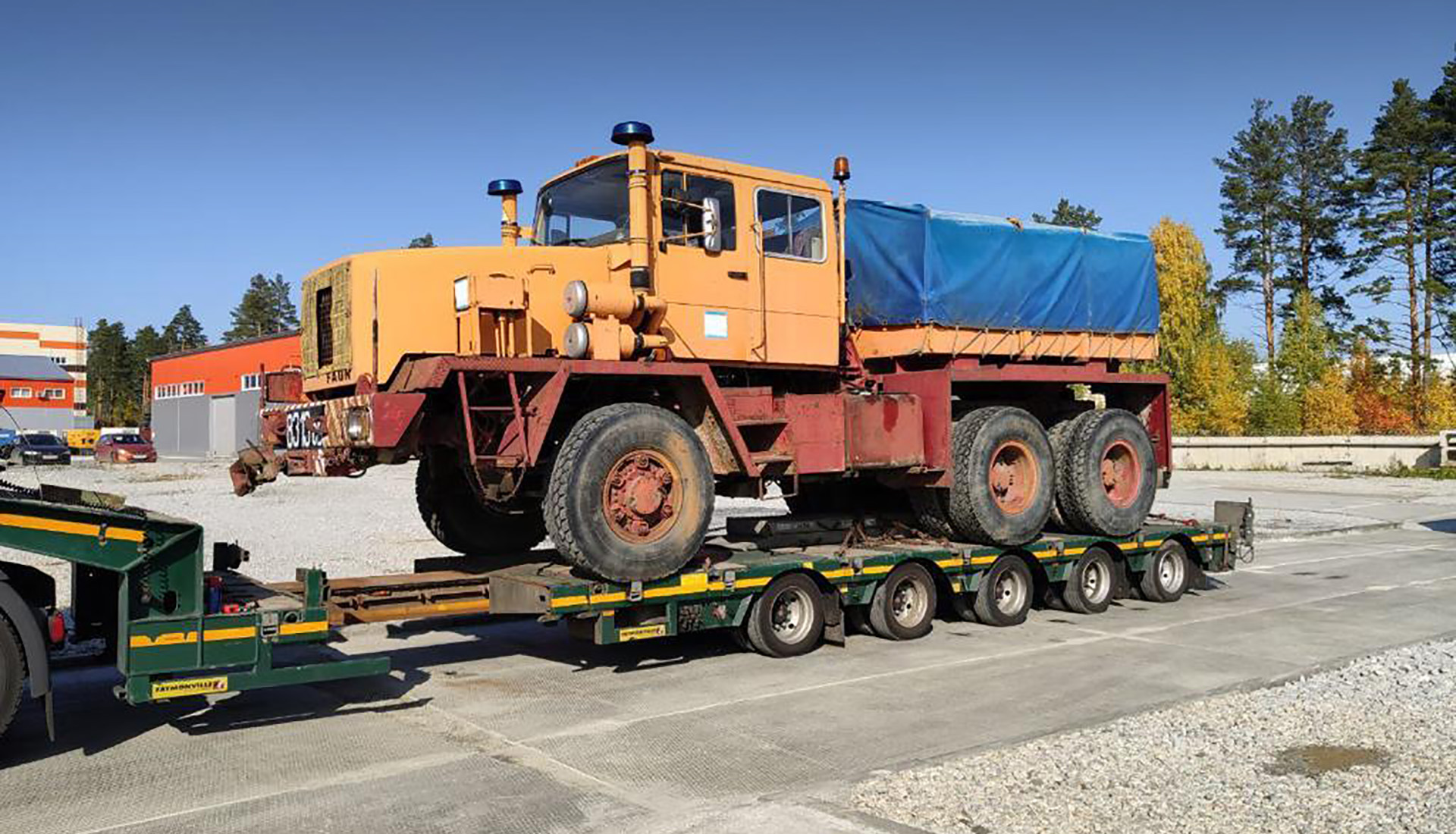 Challenge gemeistert: Sachsenland importiert erfolgreich Oldtimer-LKW ...